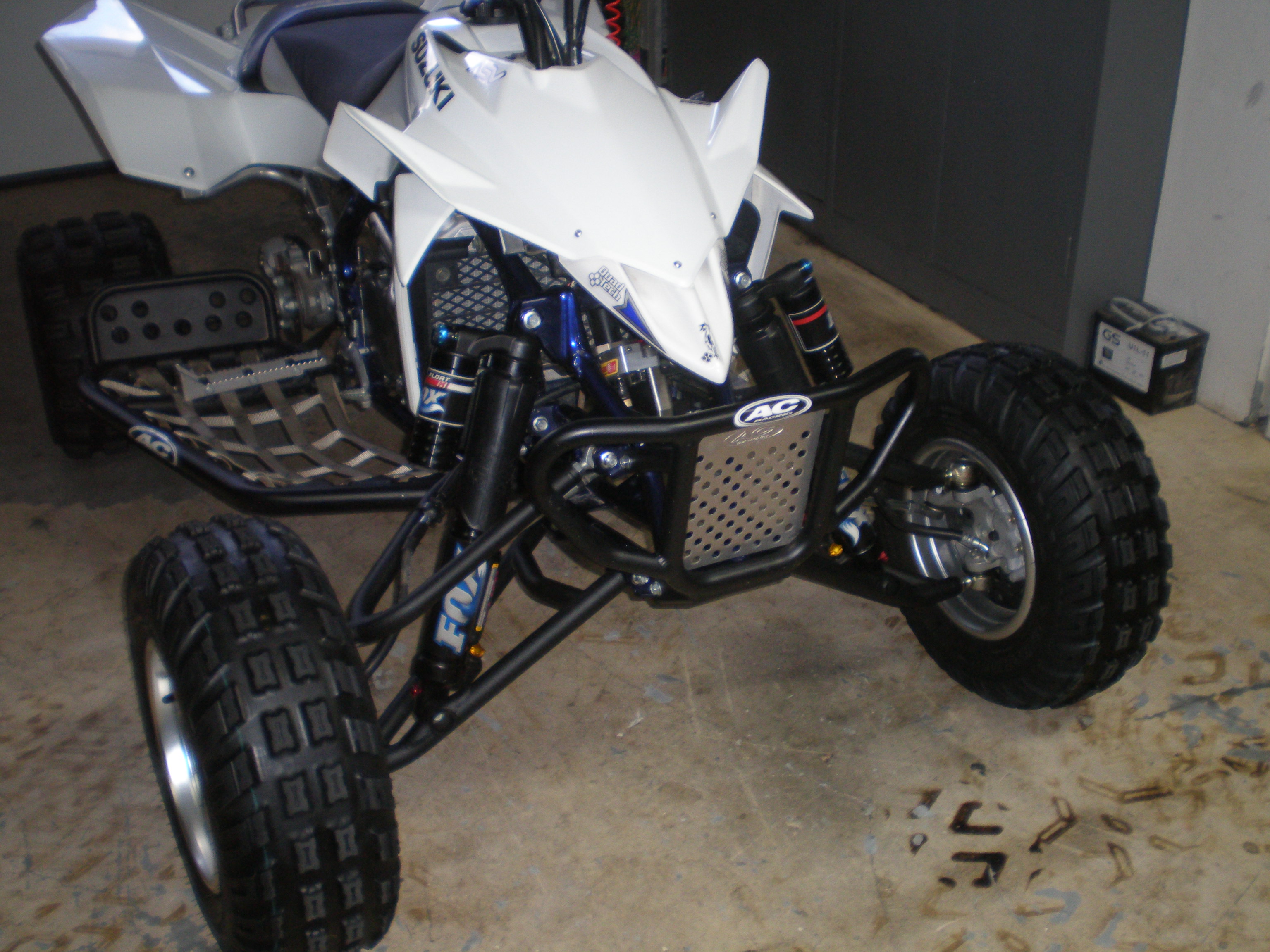 Lone Star Racing DC-4 A-Arms and Fox Float X Evol Suspension Package